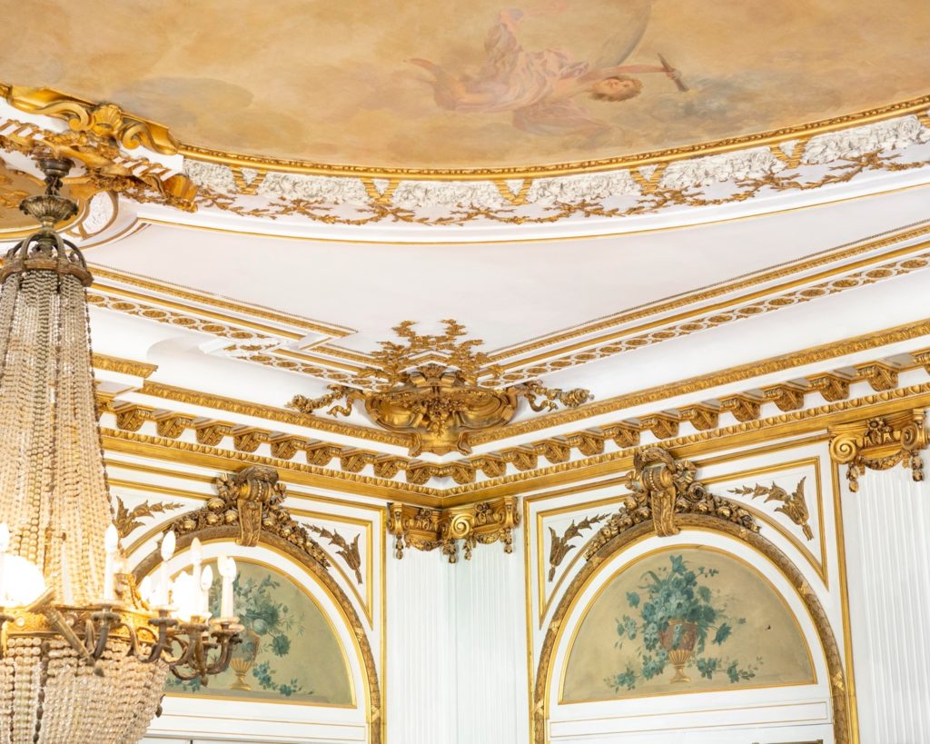 Elstowe Manor at Elkins Estate Styled Shoot by Abbe Foreman